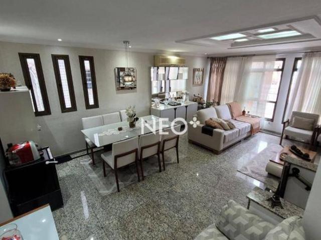 Sobrado com 3 dormitórios à venda, 159 m² por R$ 1.300.000,00 Embaré Santos/SP
