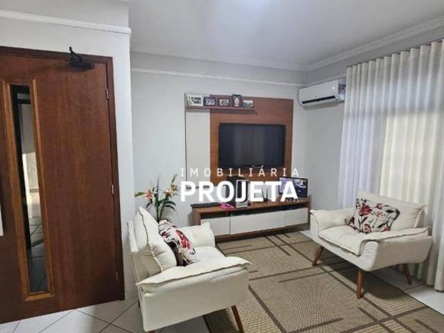 Sobrado com 3 dormitórios à venda, 150 m² por R$ 580.000,00 Vila Santa Helena Presidente Prudent