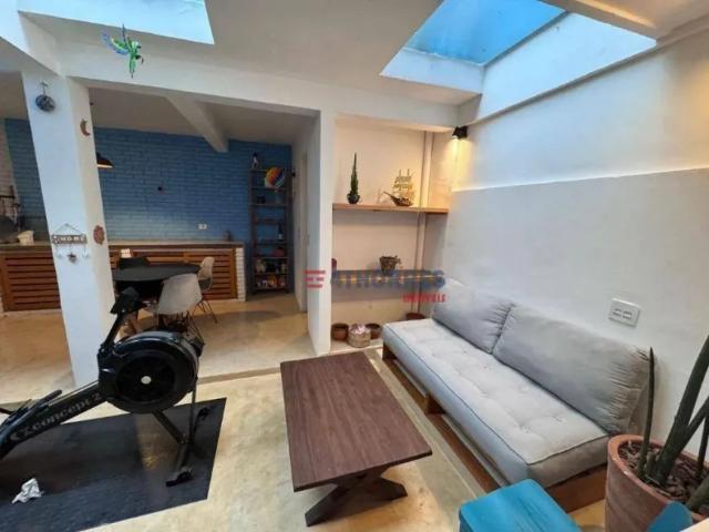Sobrado com 3 dormitórios à venda, 150 m² por R$ 870.000,00 Jardim Rizzo São Paulo/SP