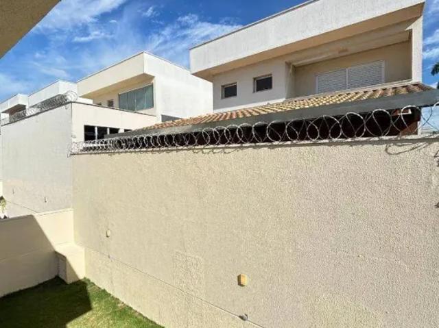 Sobrado com 3 dormitórios à venda, 150 m² por R$ 899.000,00 Cardoso Aparecida de Goiânia/GO