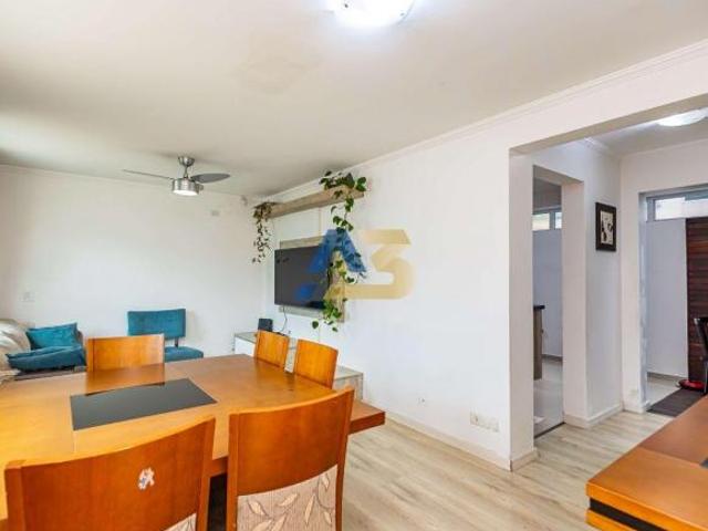 Sobrado com 3 dormitórios à venda, 152 m² por R$ 870.000,00 Guaíra Curitiba/PR