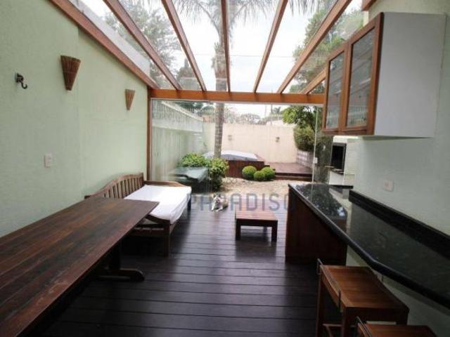 Sobrado com 3 dormitórios à venda, 153 m² por R$ 1.200.000 Campina do Siqueira Curitiba/PR