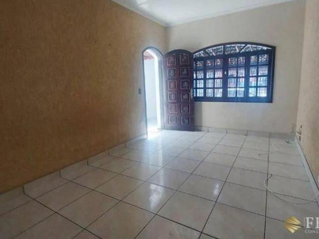Sobrado com 3 dormitórios à venda, 164 m² Esplanada Santa Terezinha Taubaté/SP