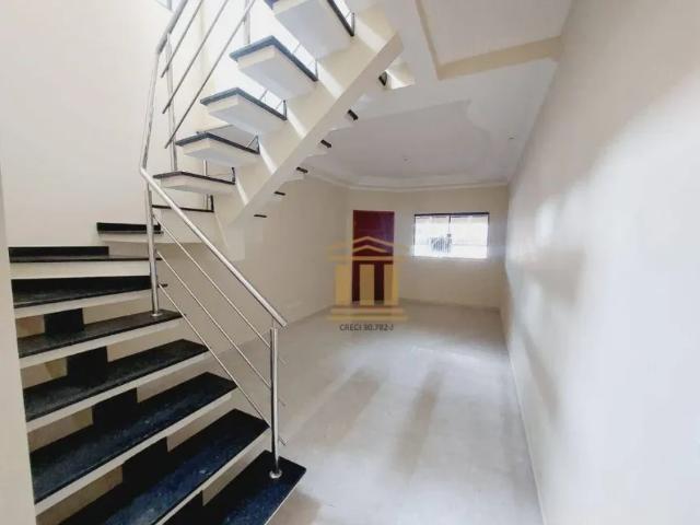 Sobrado com 3 dormitórios à venda, 165 m² por R$ 1.005.000,00 Jardim das Indústrias São José dos