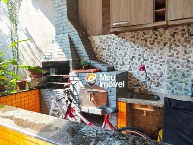 Sobrado com 3 dormitórios à venda, 165 m² por R$ 560.000 Vila Mirante São Paulo/SP