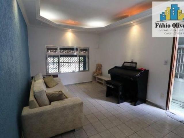 Sobrado com 3 dormitórios à venda, 166 m² por R$ 480.000,00 Jardim Teles de Menezes Santo André/