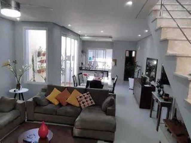 Sobrado com 3 dormitórios à venda, 167 m² por R$ 1.100.000,00 Jardim das Indústrias São José dos