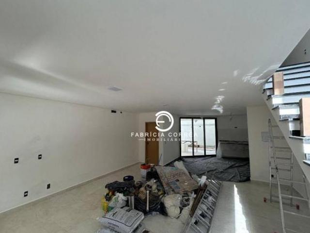 Sobrado com 3 dormitórios à venda, 167 m² por R$ 710.000,00 Condomínio Recanto Tropical Taubaté/