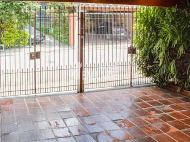 Sobrado com 3 dormitórios à venda, 168 m² por R$ 1.060.000,00 Campo Belo São Paulo/SP