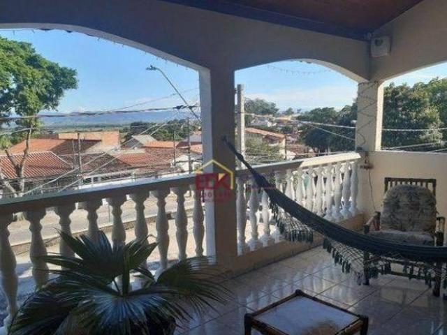 Sobrado com 3 dormitórios à venda, 168 m² por R$ 490.000 Vila Tesouro São José dos Campos/SP