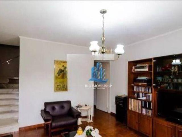 Sobrado com 3 dormitórios à venda, 168 m² por R$ 730.000,00 Campestre Santo André/SP