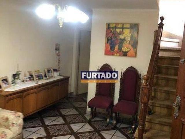 Sobrado com 3 dormitórios à venda, 168 m² por R$ 890.000,00 Campestre Santo