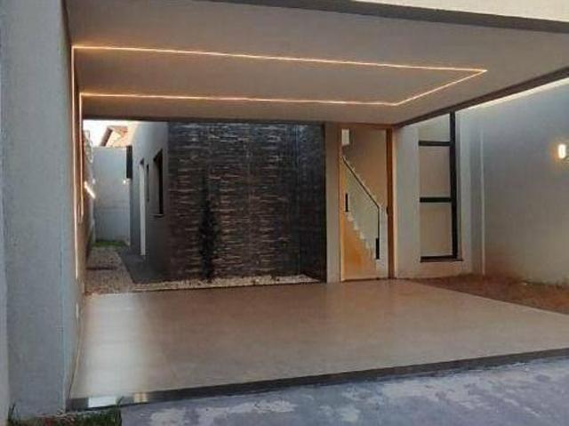 Sobrado com 3 dormitórios à venda, 168 m² por R$ 900.000,00 Residencial Vale Do Araguaia Goiânia