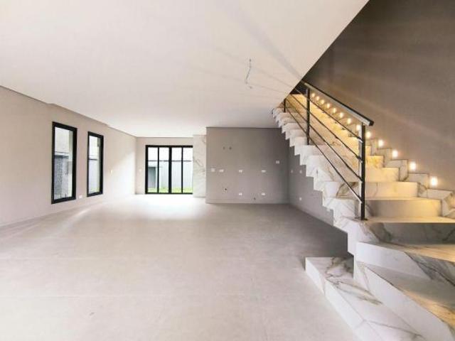 Sobrado com 3 dormitórios à venda, 169 m² por R$ 1.299.000,00 Umbará Curitiba/PR
