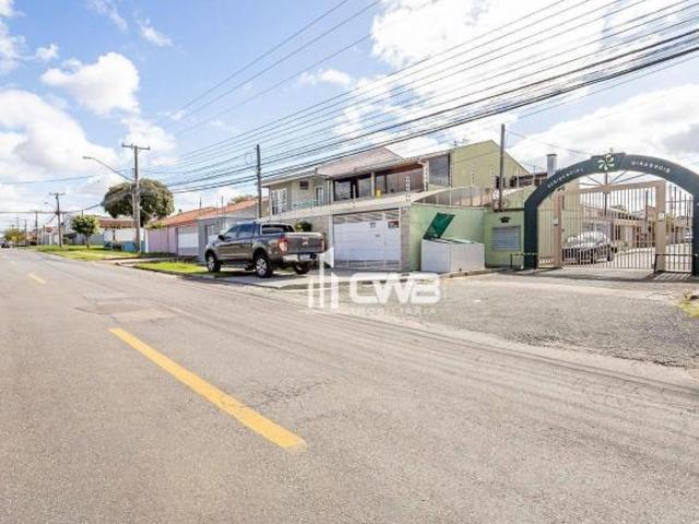 Sobrado com 3 dormitórios à venda, 169 m² por R$ 490.000,00 Boqueirão Curitiba/PR