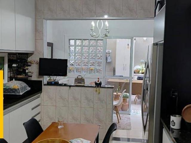 Sobrado com 3 dormitórios à venda, 169 m² por R$ 700.000,00 Parque São Vicente Mauá/SP