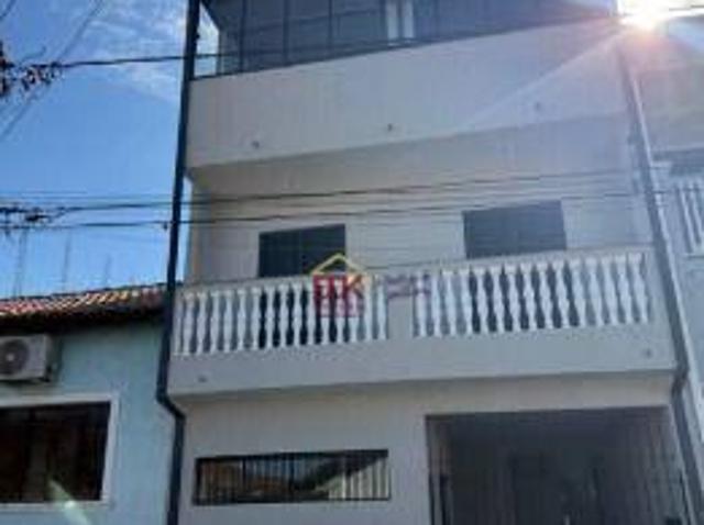 Sobrado com 3 dormitórios à venda, 169 m² por R$ 731.000 Santana São José dos Campos/SP