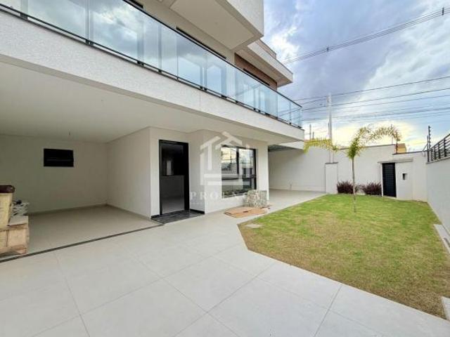 Sobrado com 3 dormitórios à venda, 160 m² por R$ 1.250.000,00 Centro São José dos Pinhais/PR