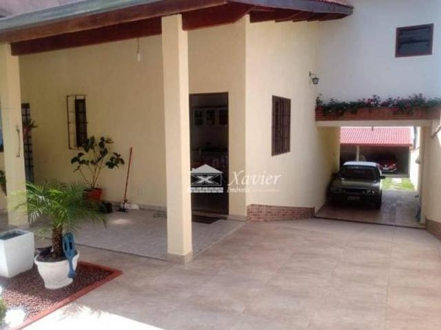 Sobrado com 3 dormitórios à venda, 160 m² por R$ 649.000,00 Centro Canguera São Roque/SP