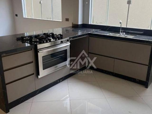 Sobrado com 3 dormitórios à venda, 160 m² por R$ 780.000 Jardim Santa Alice Londrina/PR