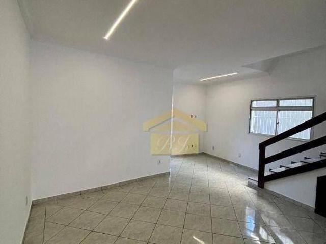 Sobrado com 3 dormitórios à venda, 160 m² por R$ 850.000,00 Cupecê São Paulo/SP