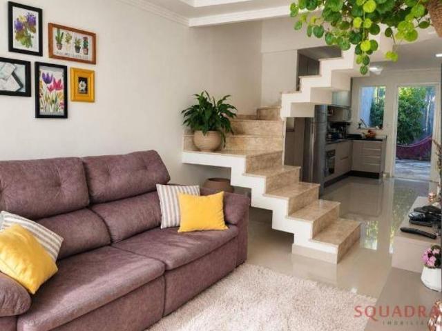 Sobrado com 3 dormitórios à venda, 161 m² por R$ 750.000,00 Santa Cândida Curitiba/PR