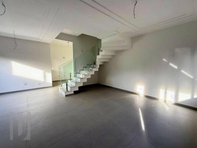 Sobrado com 3 dormitórios à venda, 162 m² Xaxim Curitiba/PR