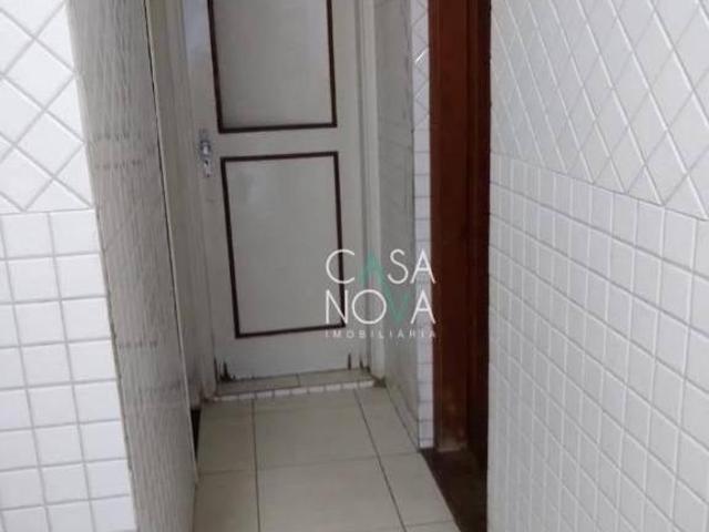 Sobrado com 3 dormitórios à venda, 163 m² por R$ 1.050.000,00 Marapé Santos/SP