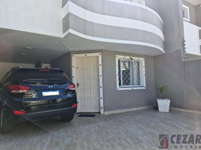 Sobrado com 3 dormitórios à venda, 163 m² por R$ 695.000,00 Atuba Curitiba/PR