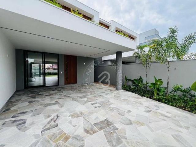 Sobrado com 3 dormitórios à venda, 174 m² por R$ 1.295.000 Bela Vista Canoas/RS