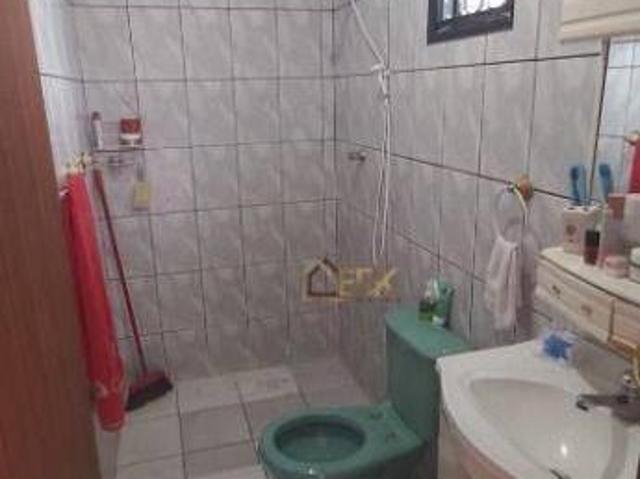 Sobrado com 3 dormitórios à venda, 174 m² por R$ 403.000 Parque dos Príncipes Jacareí/SP