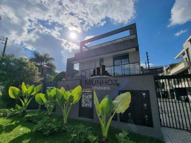 Sobrado com 3 dormitórios à venda, 176 m² por R$ 1.352.758,68 Campo Comprido Curitiba/PR