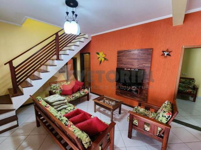 Sobrado com 3 dormitórios à venda, 176 m² por R$ 600.000,00 Getuba Caraguatatuba/SP