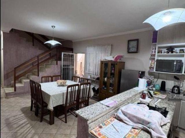 Sobrado com 3 dormitórios à venda, 177 m² por R$ 725.000,00 Parque Cidade Jardim Jundiaí/SP