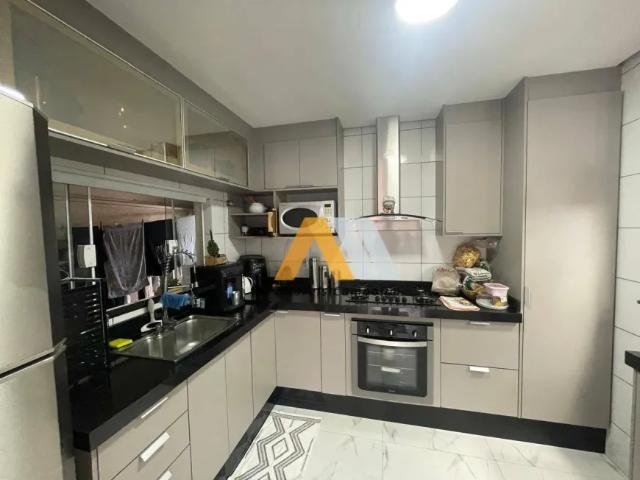 Sobrado com 3 dormitórios à venda, 178 m² por R$ 1.100.000,00 Wanel Ville Sorocaba/SP