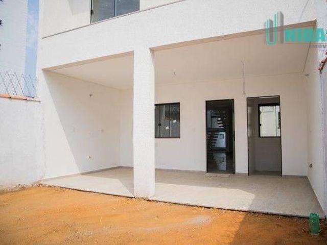 Sobrado com 3 dormitórios à venda, 178 m² por R$ 535.000 Piracangaguá Chácara Flórida Taubaté/