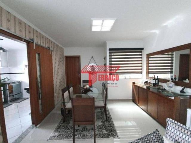 Sobrado com 3 dormitórios à venda, 178 m² por R$ 785.000,00 Vila Cecília Maria Santo André/SP