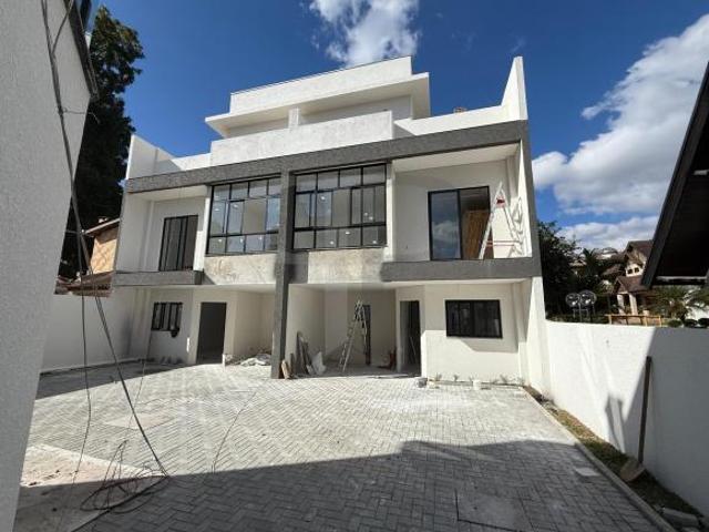 Sobrado com 3 dormitórios à venda,178.14 m², jardim social, CURITIBA PR