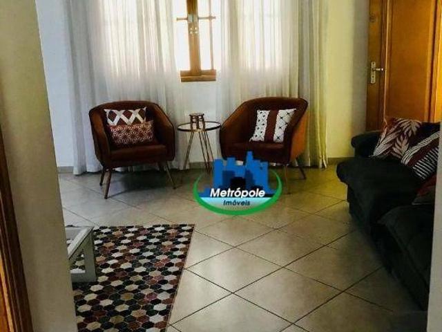 Sobrado com 3 dormitórios à venda, 179 m² por R$ 890.000,00 Vila Rosália Gua