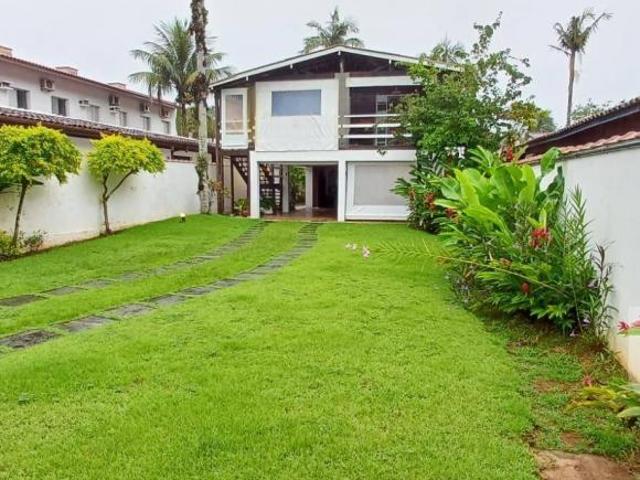 Sobrado com 3 dormitórios à venda, 170 m² por R$ 1.400.000,00 Praia Da Enseada Ubatuba/SP