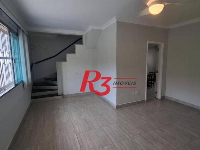 Sobrado com 3 dormitórios à venda, 170 m² por R$ 1.700.000,00 Embaré Santos/SP