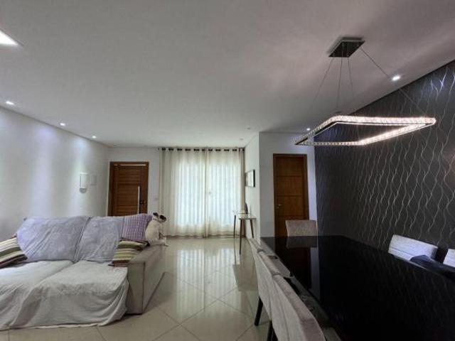 Sobrado com 3 dormitórios à venda, 170 m² por R$ 900.000,00 Vila Planalto São Bernardo do Campo/
