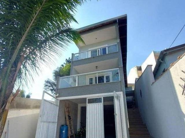 Sobrado com 3 dormitórios à venda, 170 m² por R$ 975.000,00 Vila Valparaíso Santo André/SP