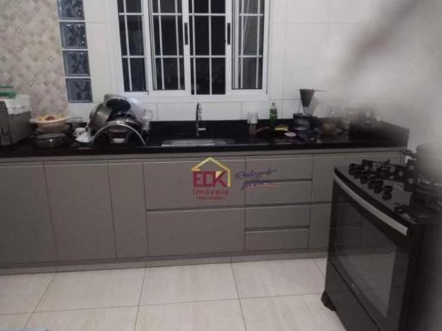 Sobrado com 3 dormitórios à venda, 172 m² por R$ 405.000,00 JD do Lago Taubaté/SP