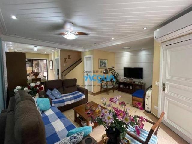 Sobrado com 3 dormitórios à venda, 173 m² por R$ 640.000,00 Pitangueiras Guarujá/SP