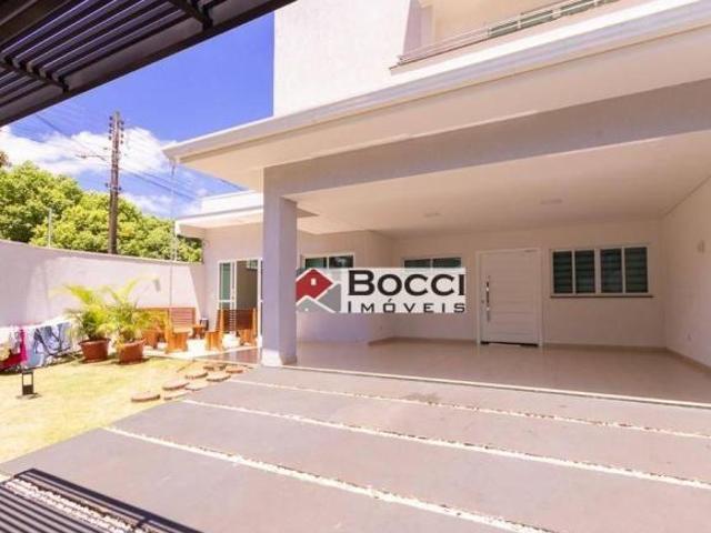 Sobrado com 3 dormitórios à venda, 173,49m² por R$ 1.200.000 Jardim Lancaster Foz do Iguaçu/PR