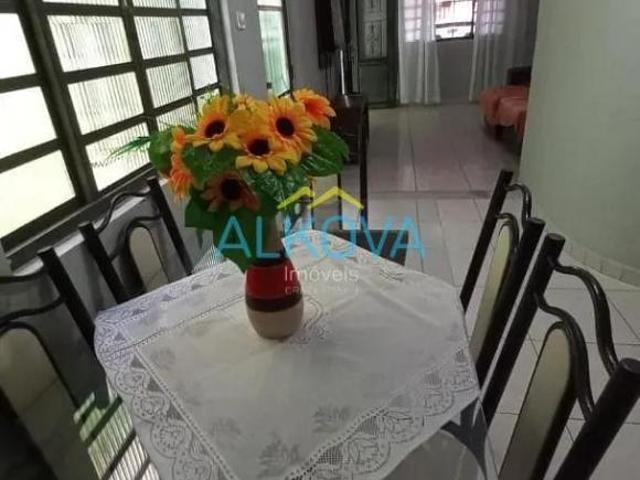 Sobrado com 3 dormitórios à venda, 184 m² por R$ 640.000 Bosque dos Eucaliptos São José dos Camp