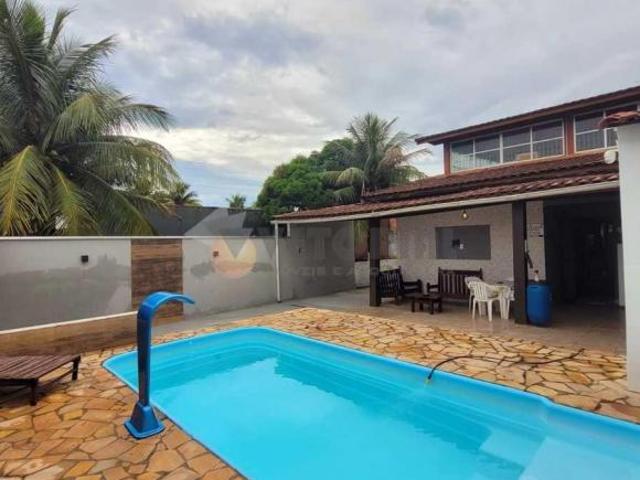 Sobrado com 3 dormitórios à venda, 184 m² por R$ 780.000,00 Balneário dos Golfinhos Caraguatatub