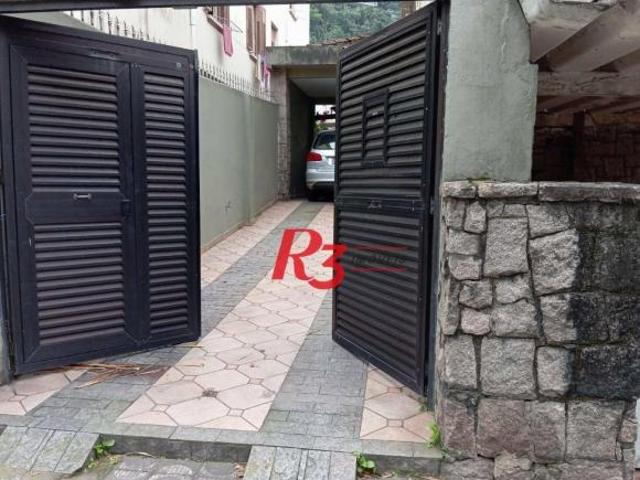Sobrado com 3 dormitórios à venda, 185 m² por R$ 1.500.000,00 José Menino Santos/SP