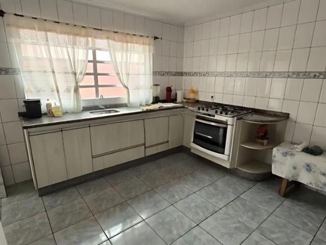 Sobrado com 3 dormitórios à venda, 185 m² por R$ 490.000,00 Jardim Alzira Franco Santo André/SP
